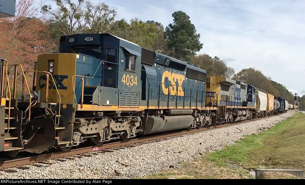 CSX 4034 runs fourth